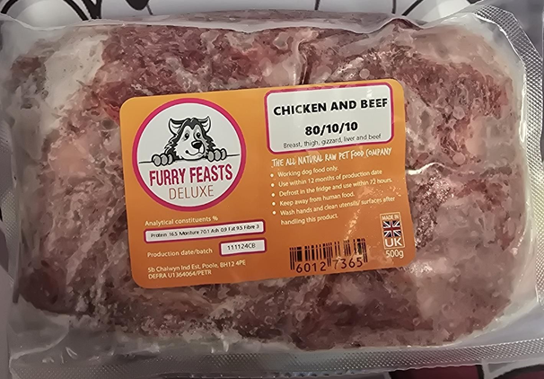 Furry Feasts - Deluxe Chicken & Beef 500g | Carniraw Ltd
